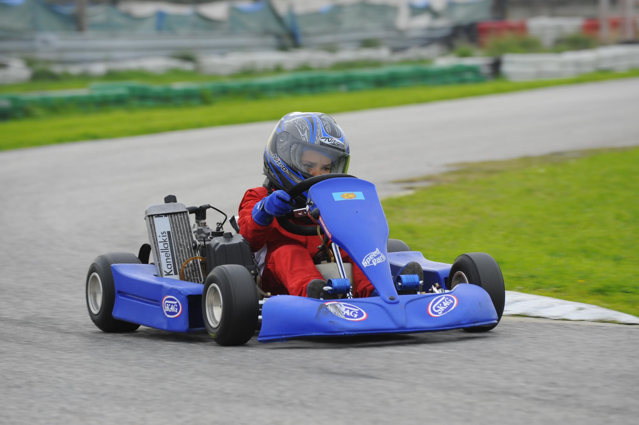 ΠΙΤΣΙΡΙΚΙΑ-ΕΠΙΔΟΞΟΙ ΟΔΗΓΟΙ FORMULA 1! :D - KidsCloud.gr
